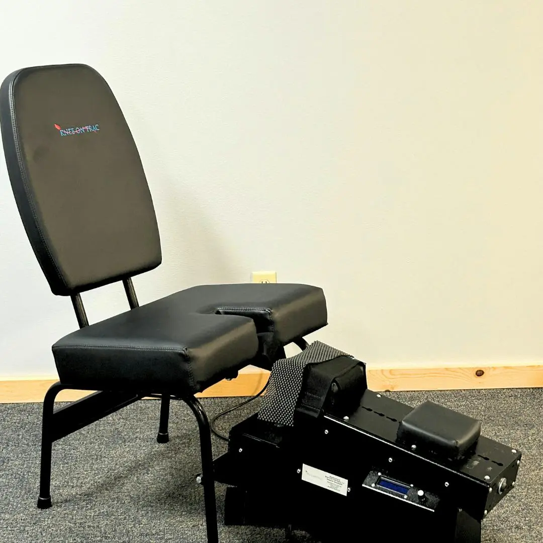 Knee on Trac Decompression System for Chronic Knee Pain